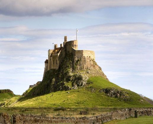 17 Most Beautiful Castles in England - England's Best Castles